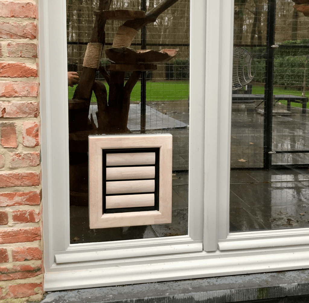 Cat Flap UK | Silent, Draught-Free & Insulated | For Glass, Wooden ...